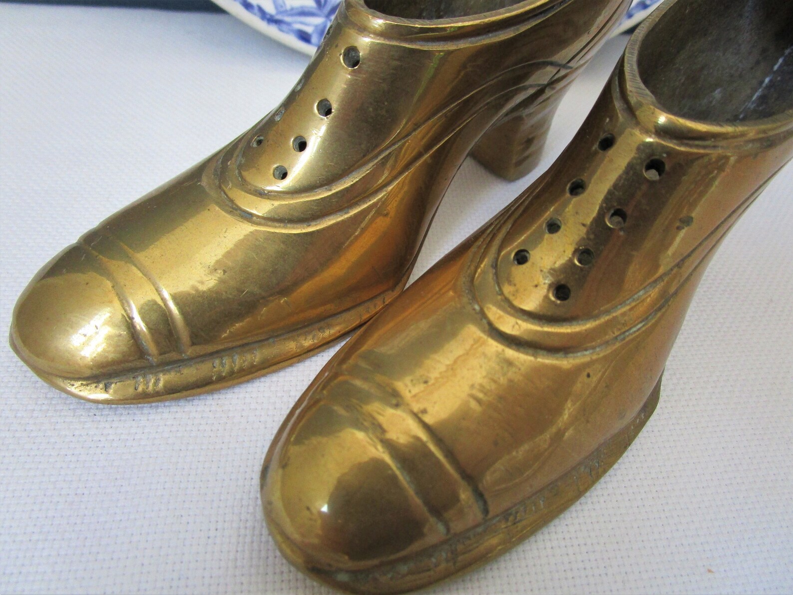 ONE Vintage Brass SHOE Ashtray VICTORIAN Shoe Brass Shoe - Etsy UK