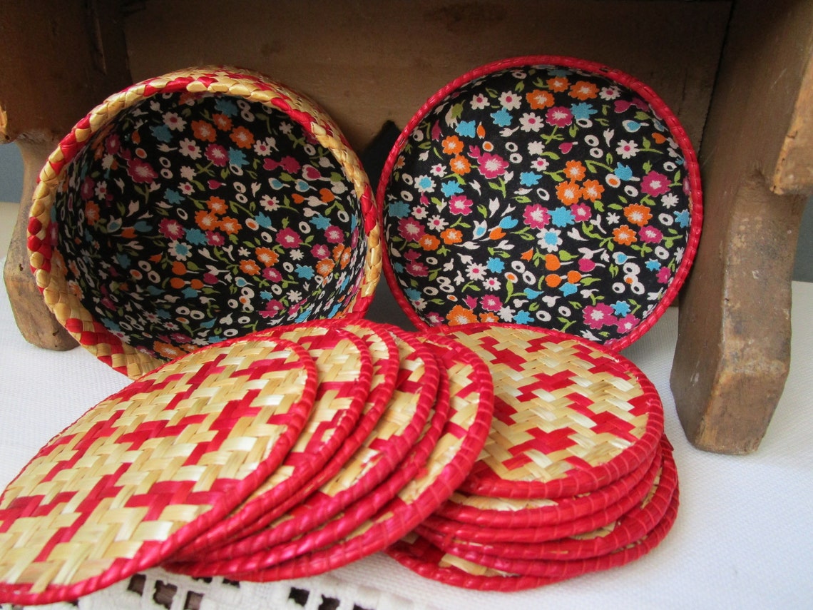 Woven STRAW Basket with 12 Double Sided Coasters FLORAL Fabric | Etsy