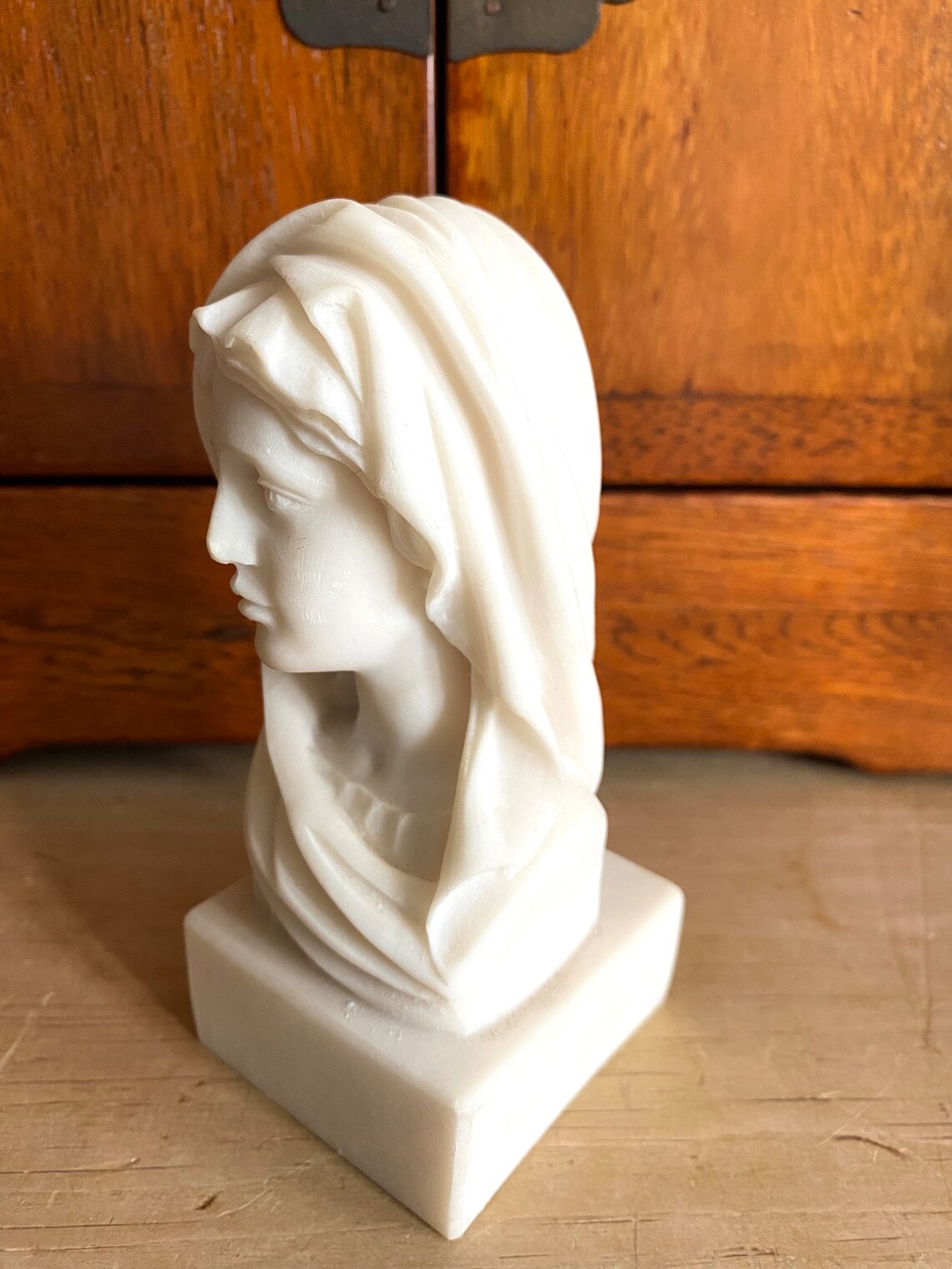 Vintage Alabaster Sculpture of OUR LADY Madonna Mother of Christ ...