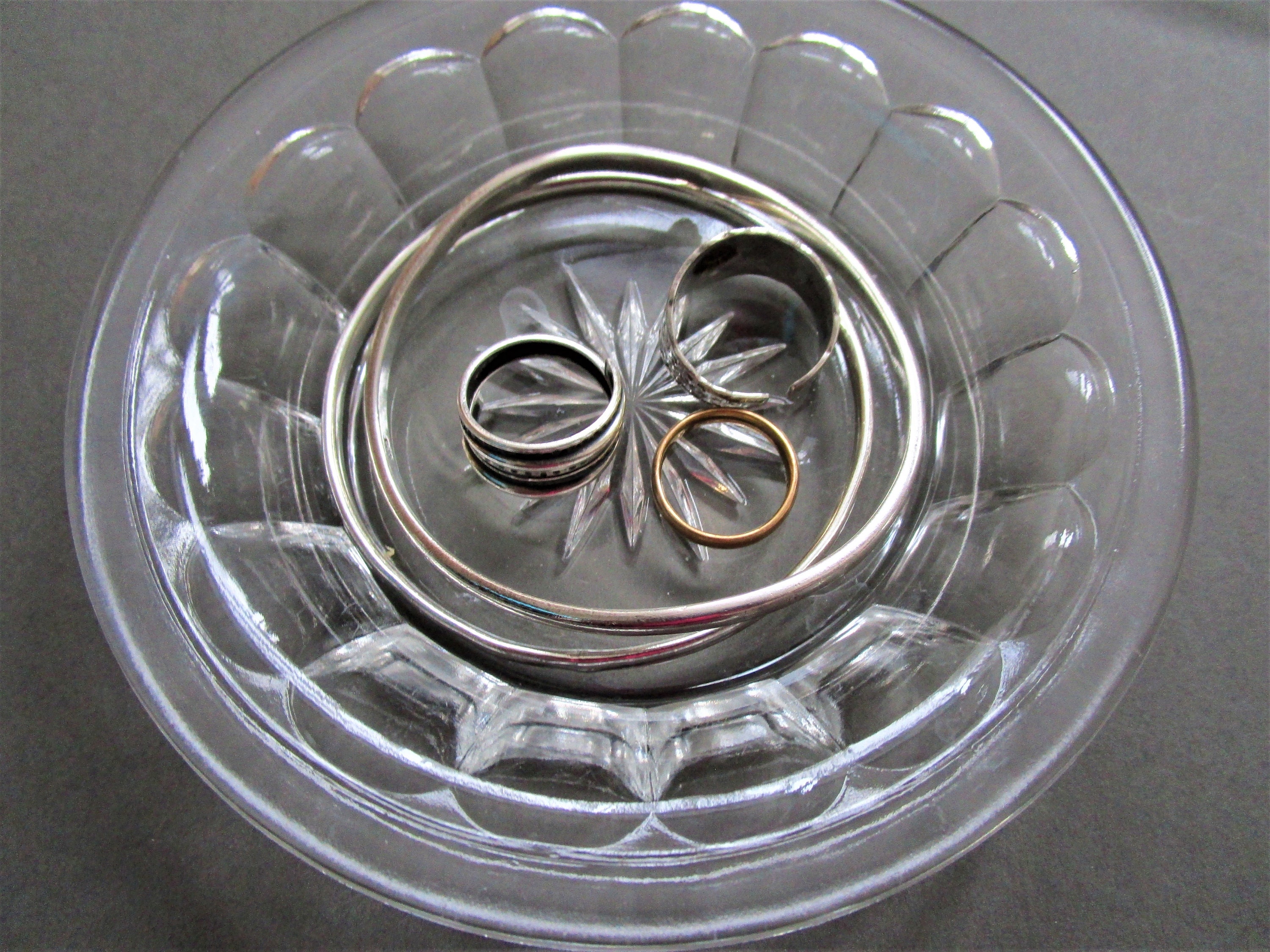 Three VINTAGE GLASS Dishes Pressed Glass Pin Dish Ring Dish - Etsy UK