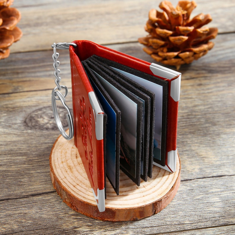 Personalized Mini Photo Album Keychain 5 Or 10 Photos Small Etsy