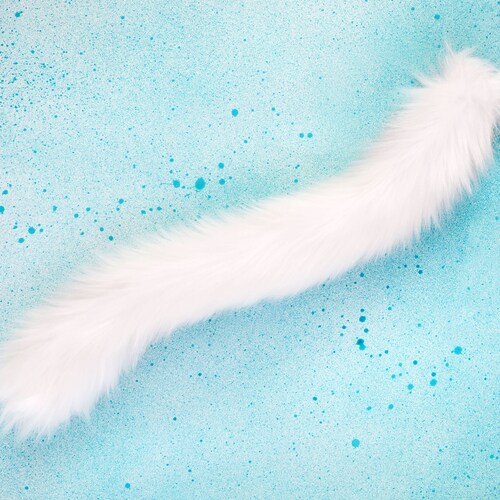 White Fur Tail/ White Wolf Tail White Kitten Costume Tail/ | Etsy