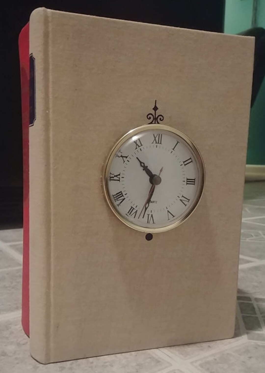 Book Clock - Etsy