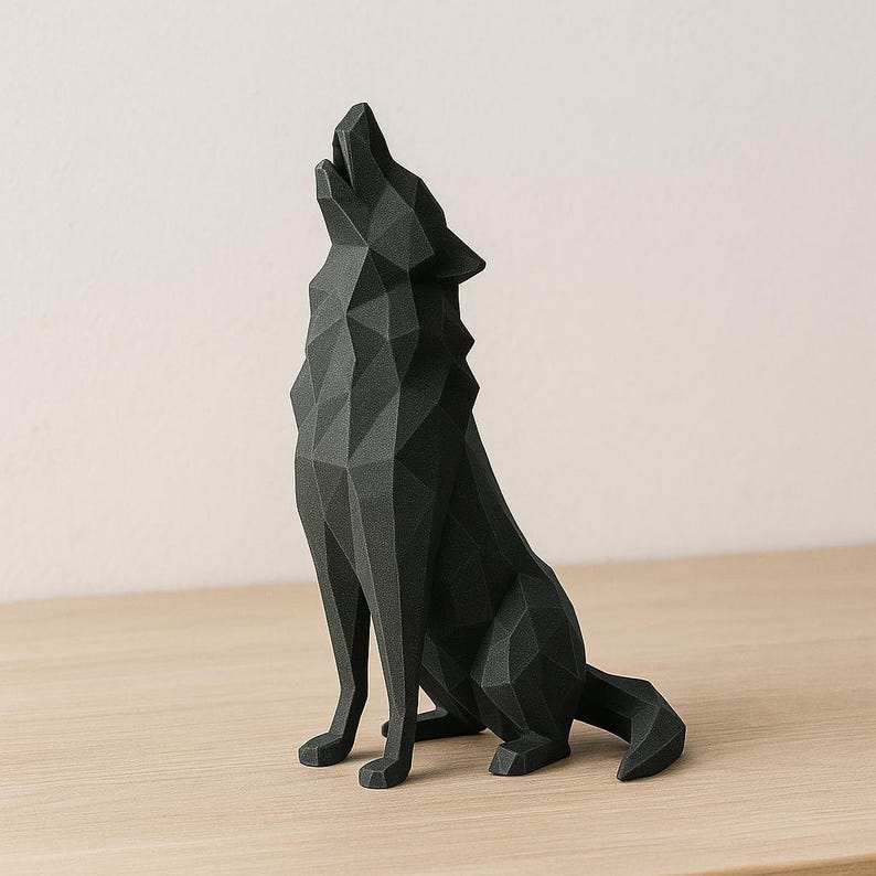 Howling Wolf – Low Poly 3D Sculpture in Black PLA – Modern Geometric ...