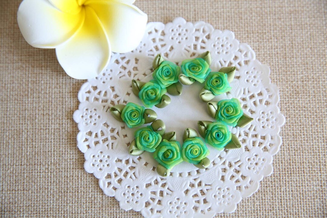 Final Sale——20 Pcs Two Tone Organza Roses With Leaves. Wedding Craft ...
