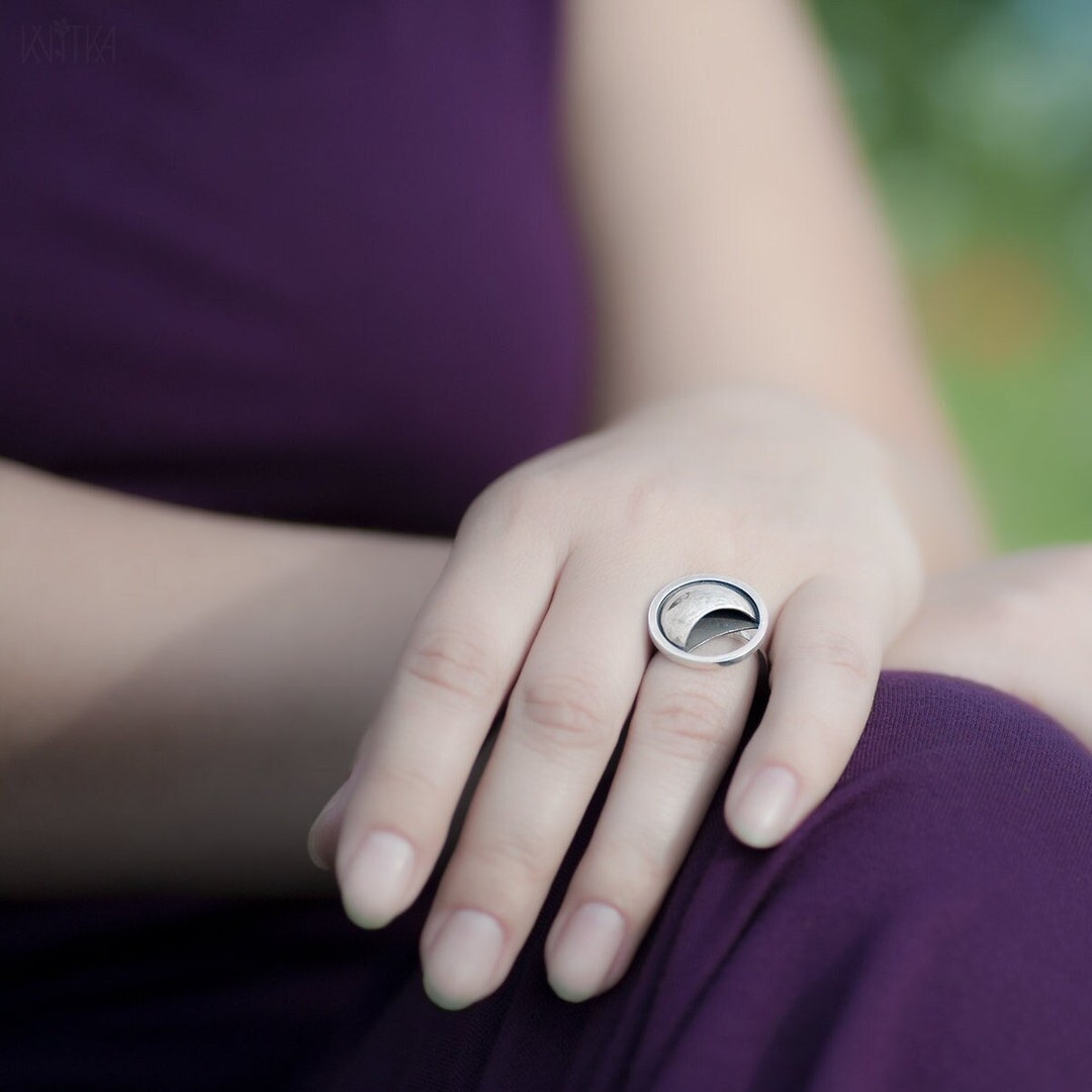 Crescent Moon Signet Ring, Statement Ring for Women - Etsy