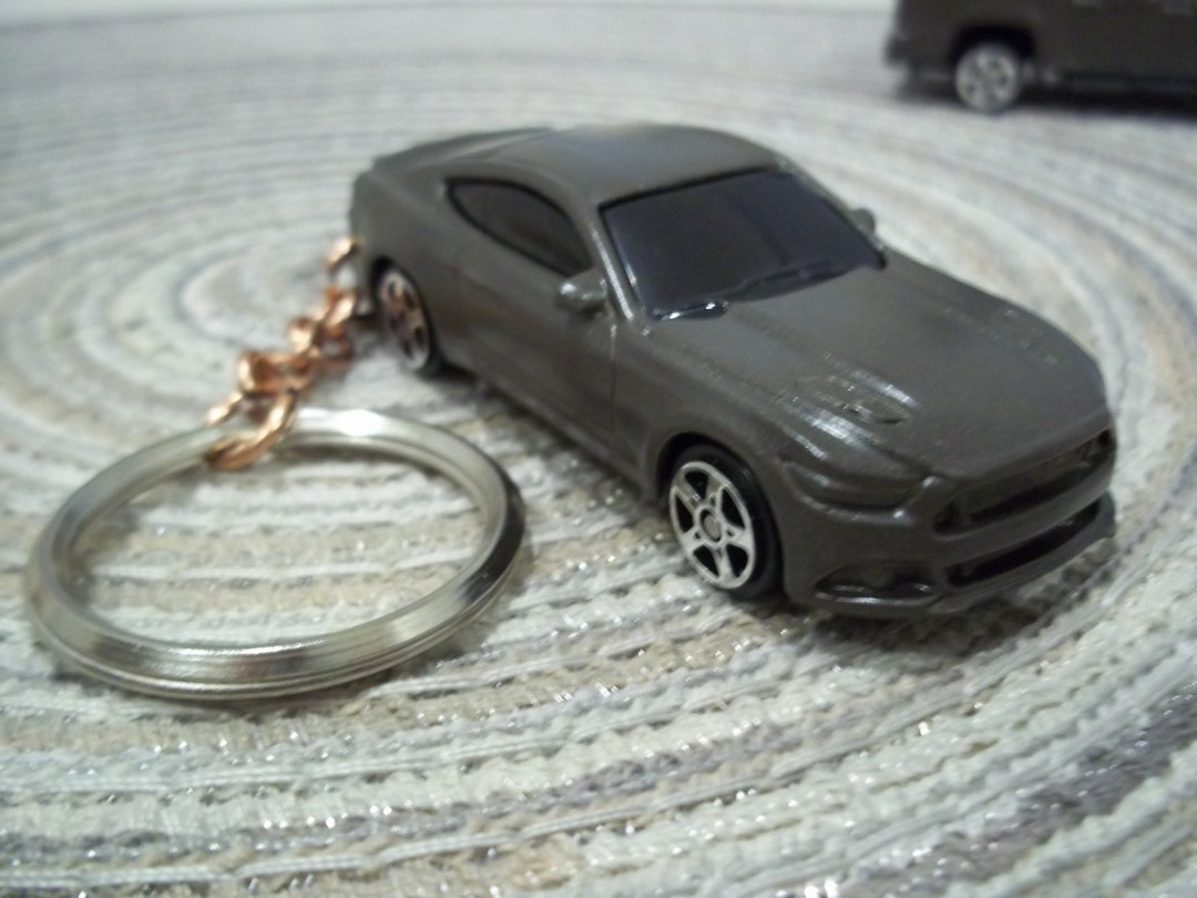 Custom Made Repaint Keychain,2015 Ford Mustang Gt Coupe,charcoal Gray ...