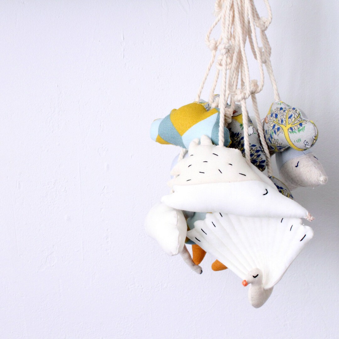 A Pretty Garland - Etsy