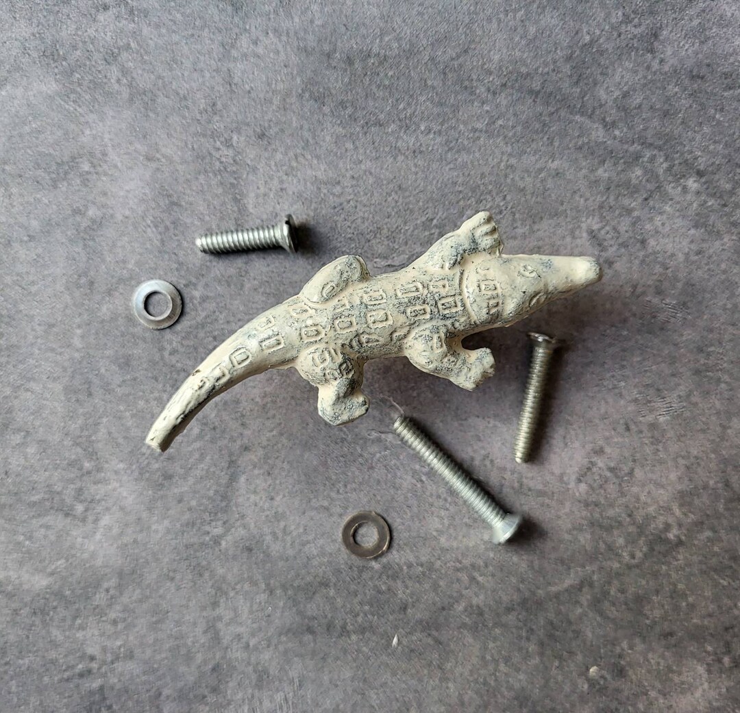 Iron Crocodile Cabinet Knob Shabby Chic Cream Painted Crocodile Drawer ...