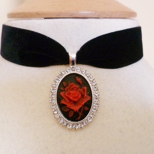 Red Rose Choker Rose Cameo Choker Necklace Medieval Wedding | Etsy