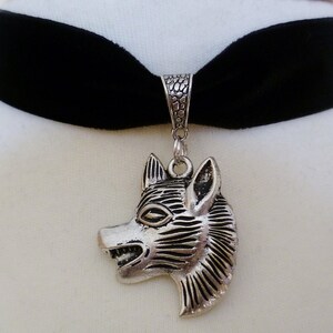 Black Velvet Wolf Choker, Gothic Necklace, Halloween - Etsy