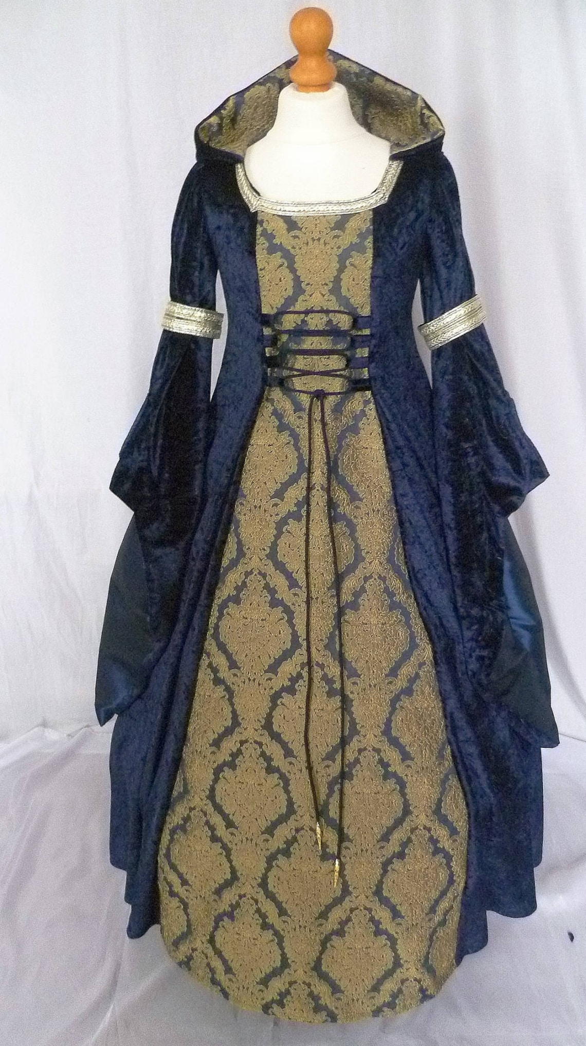 Girls Medieval Dress Renaissance Gown Flower Girl Custom - Etsy