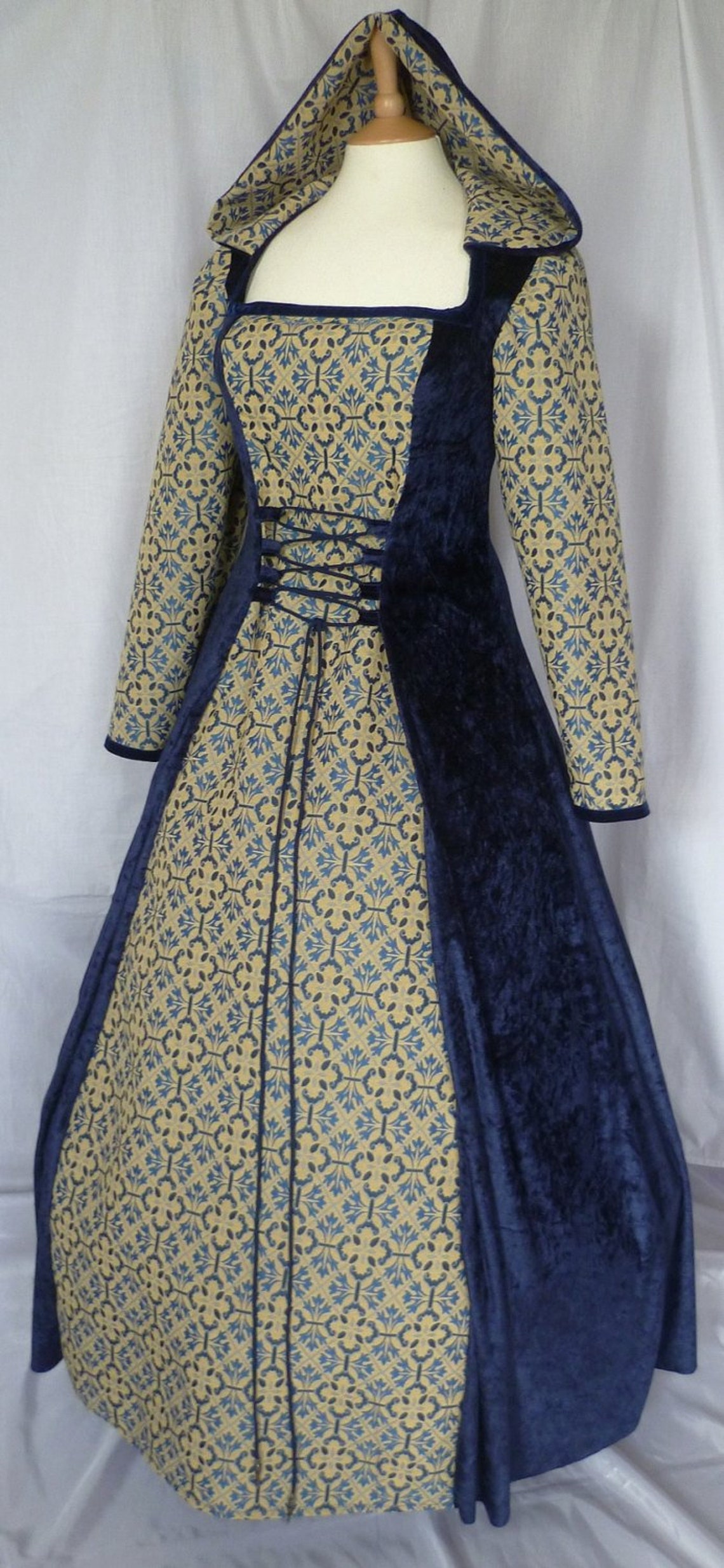 Medieval Dressnavy Blue Renaissance Dresscustom Made to Size - Etsy