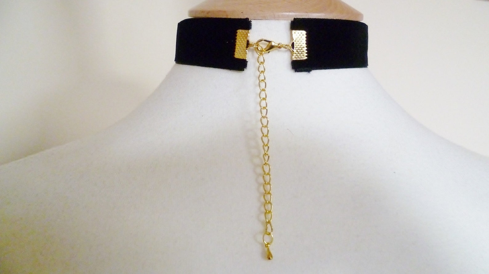 Black Velvet Antique Gold Bat Choker, Gothic Necklace Goth Halloween ...