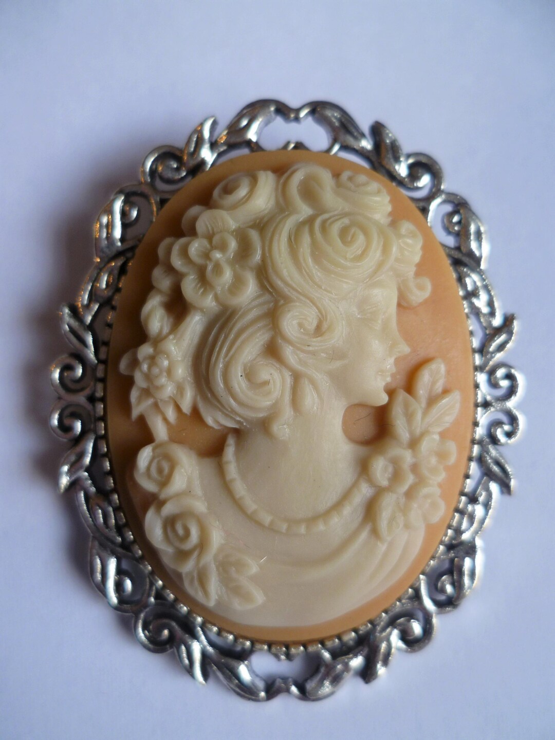 Victorian Lady Cameo Brooch, Medieval Pin,peach and Cream Cameo ...