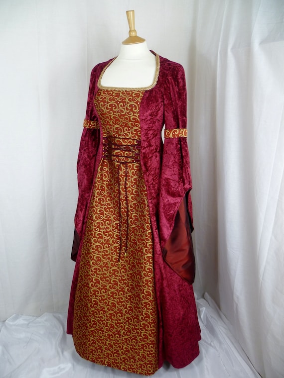 Red Renaissance Wedding Dresses