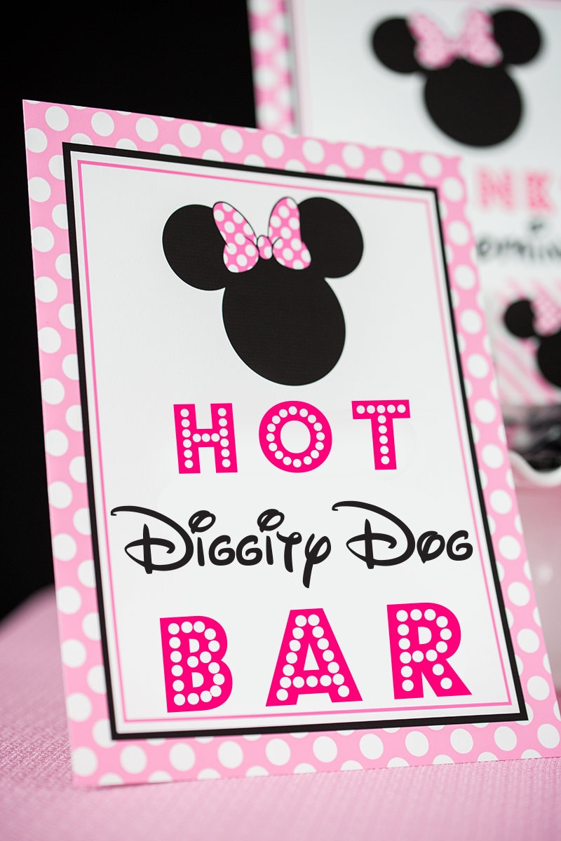Minnie Mouse In Hot Pink