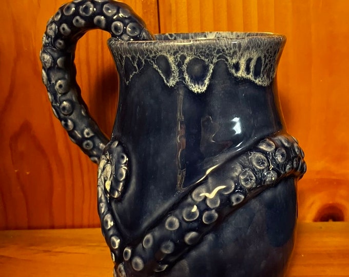 Handcrafted Pottery Octopus Tentacle Mug , Ceramic Octopus Tentacle Mug ...