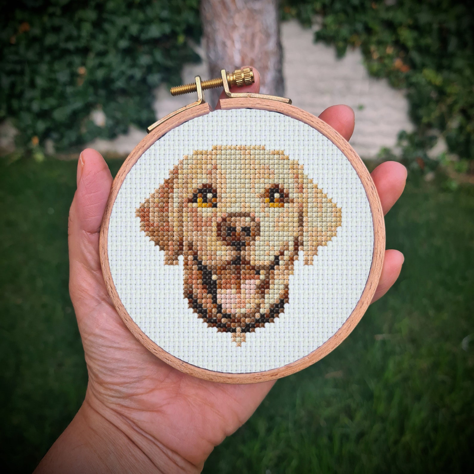 Modern Cross Stitch Pattern "small Yellow Labrador Retriever". (P317 ...