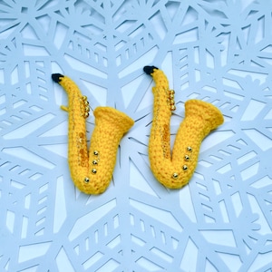 Saxophone Crochet Pattern, Crochet Christmas Ornament Pattern ...