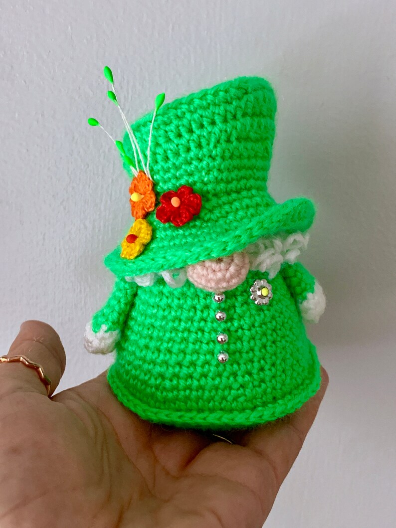 Queen Elizabeth II Gnome Crochet Pattern British Queen - Etsy