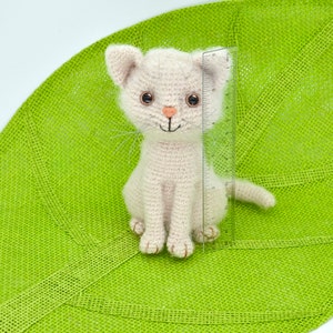 Crochet Cat Pattern, Cat Amigurumi Pattern, Crochet Cream Cat Pattern ...
