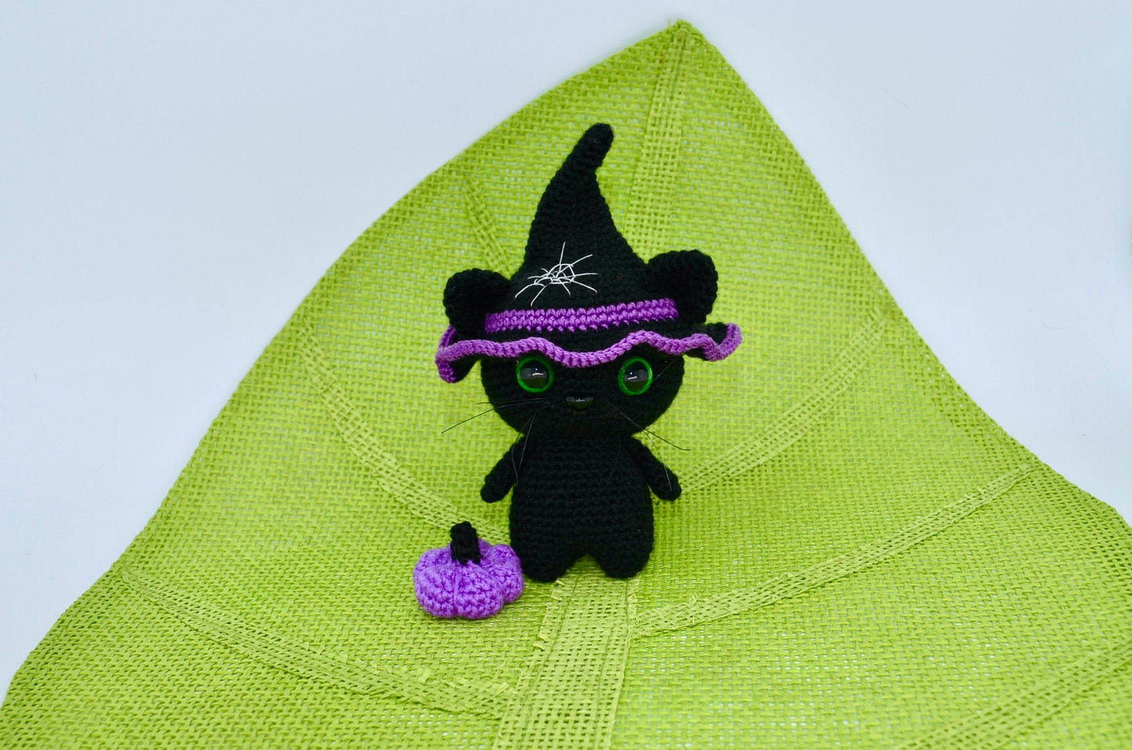 Crochet Halloween Kitten Pattern: Amigurumi Cat in Witch Hat (PDF ...
