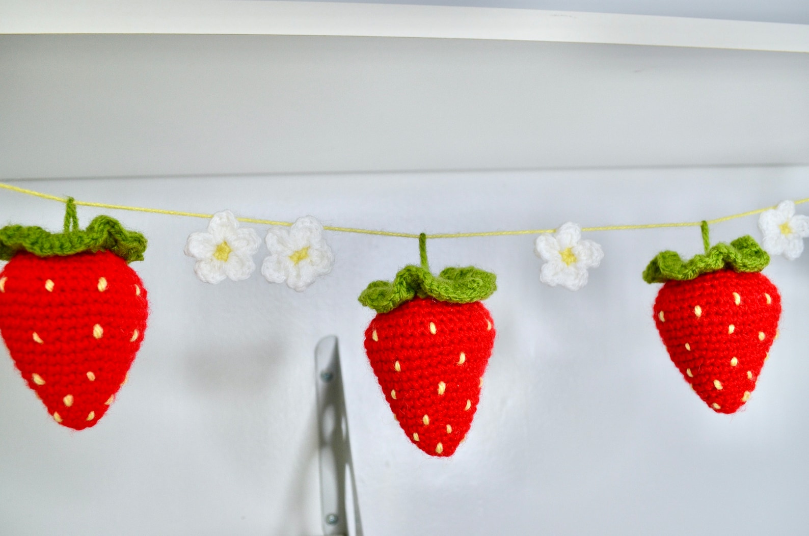 Crochet Strawberry Garland, Amigurumi Strawberry Bunting, Wall Hanging ...