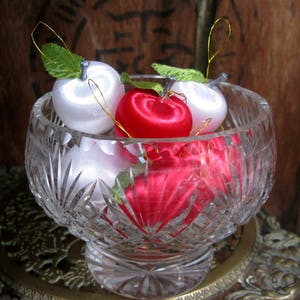 Apple Decorations, Red Apples, Christmas Baubles, Vintage Christmas ...