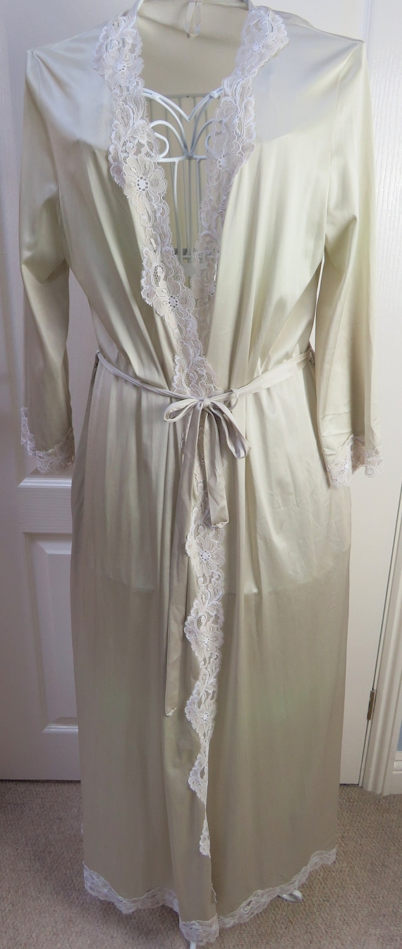 Satin Dressing Gown, Movie Star, Satin Robe, Ladies N… - Gem