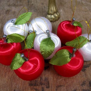 Apple Decorations, Red Apples, Christmas Baubles, Vintage Christmas ...