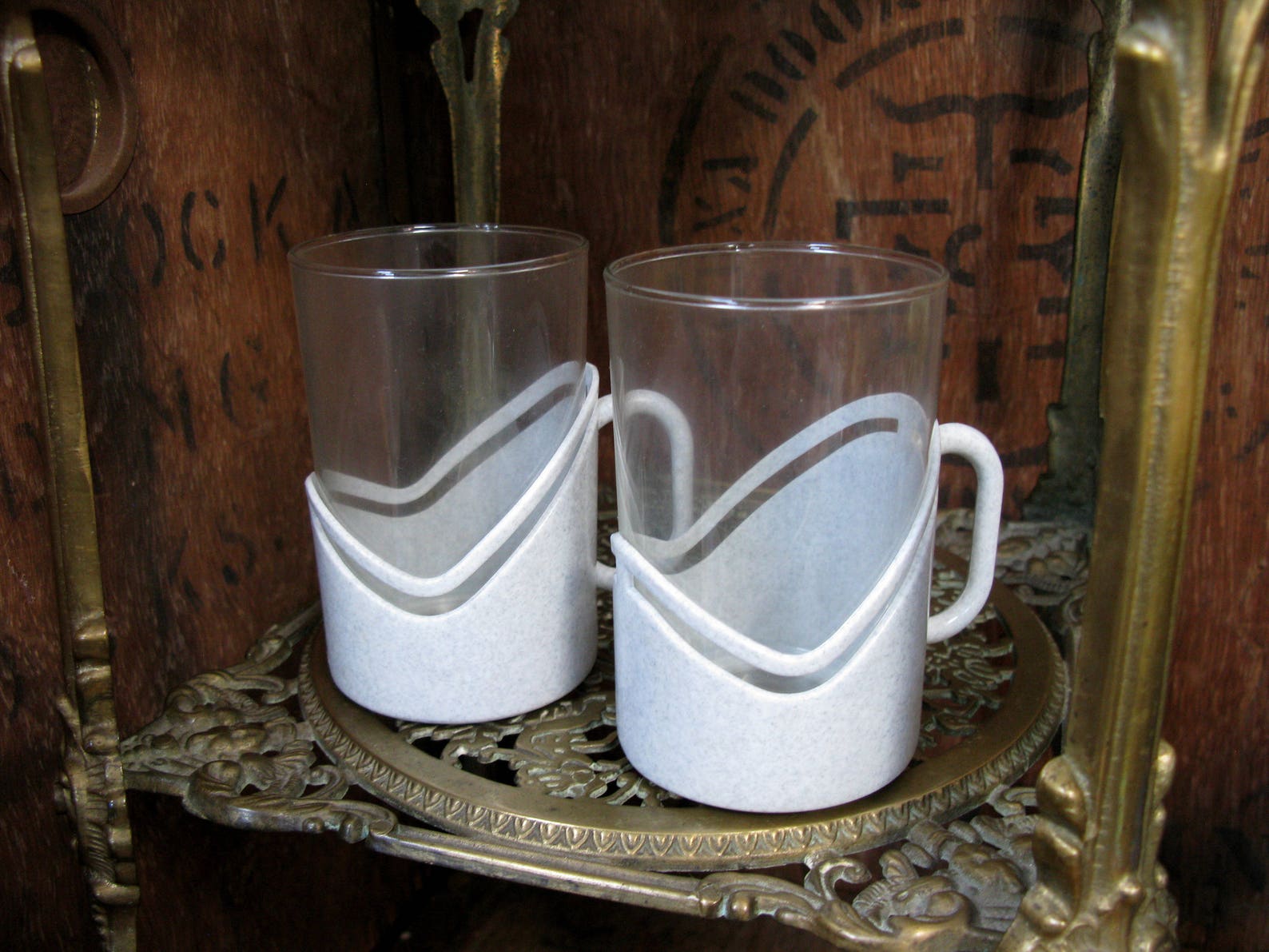 1970s Retro Glass Mugs With Grey Holders: Kitsch Kitchenware - Etsy