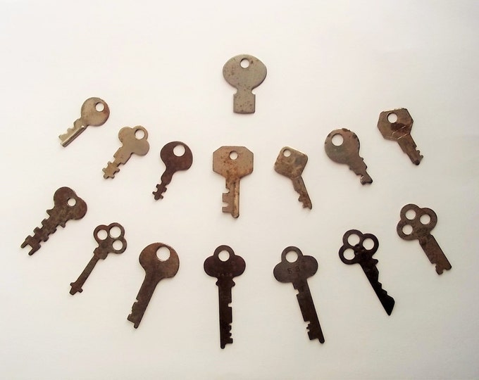 Instant Key Collection. Set of 15 Flat Keys. Various Sizes, Styles ...