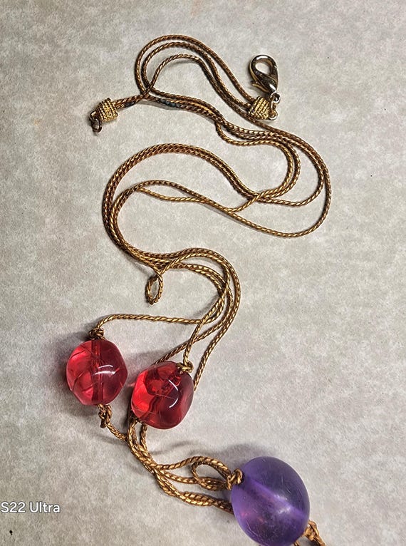 Vintage, large red and violet ball glass beaded neckl… - Gem