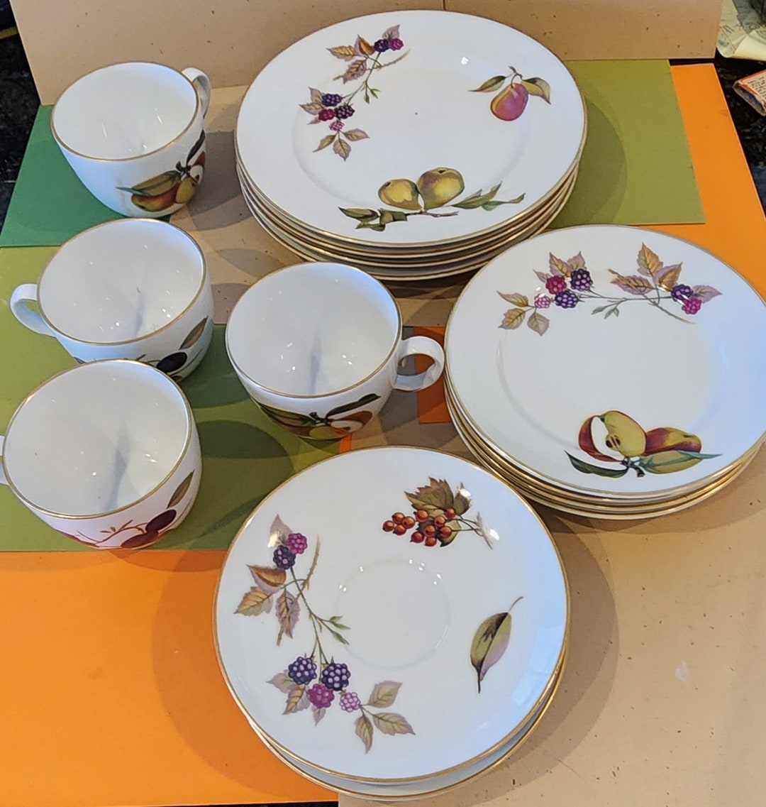 Vintage, Eversham Gold, England, Set of 4 Royal Worcester - Etsy