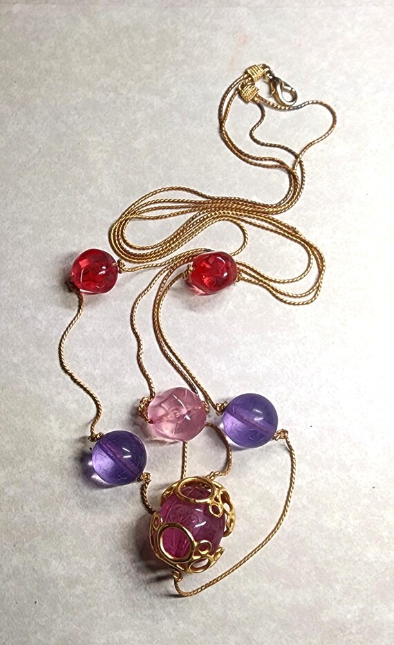 Vintage, large red and violet ball glass beaded neckl… - Gem