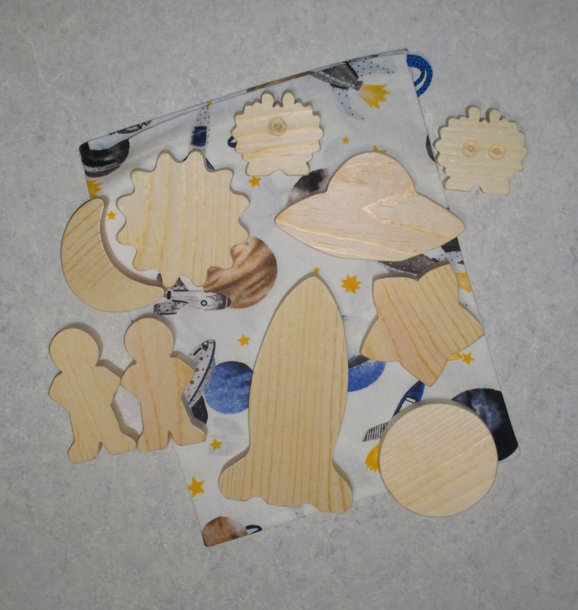 Wooden space toys Wooden rocket Wooden alien Birthday | Etsy