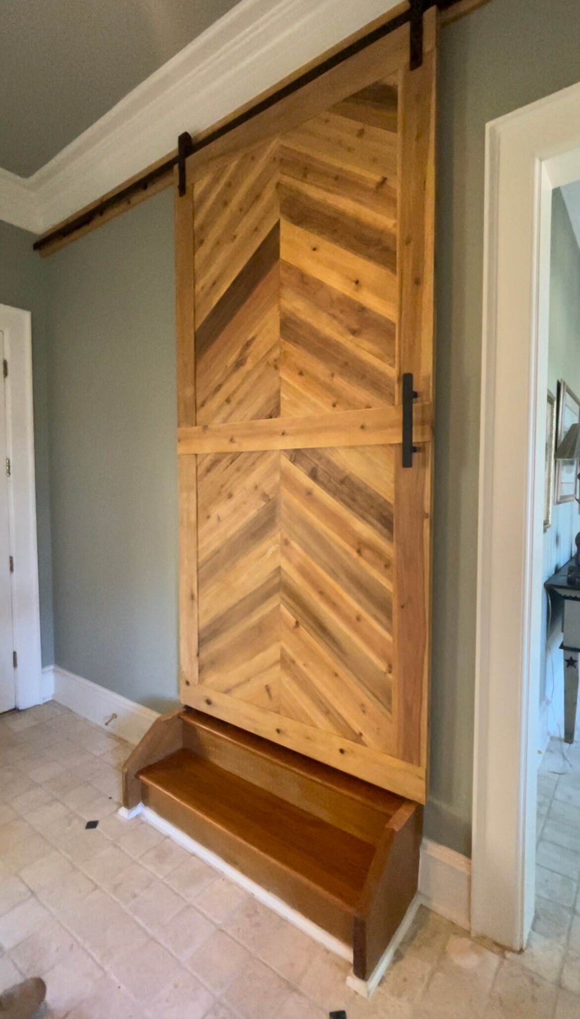 Handcrafted Cedar Chevron Barn Door: Modern Rustic Farmhouse Style - Etsy