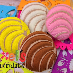 Concha Stuffie - Pan Dulce Plushie - Plush Pan Dulce - Etsy