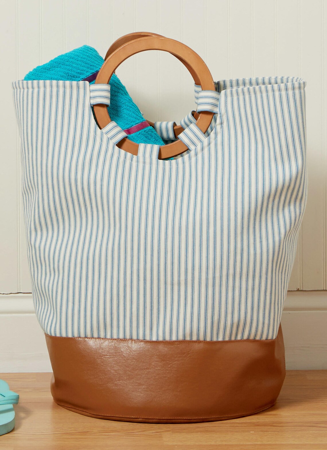Misses' Lined Tote Bags With Handle and Contrast Options Mccall's ...