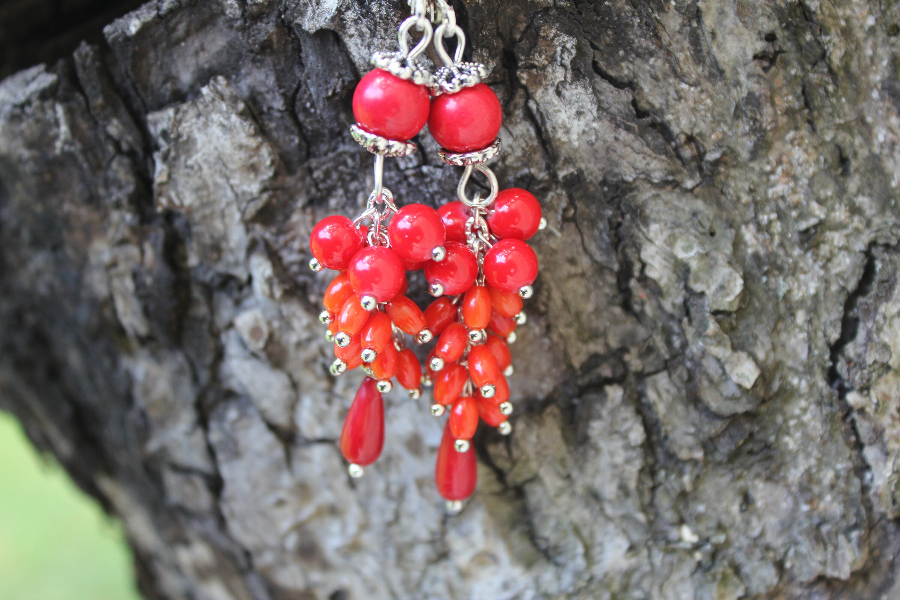 Cadeau de boucles doreilles de déclaration de corail rouge de Saint ...