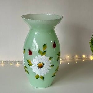 Painted Vase White Daisy Cute Ladybugs, Glass Flower Vase, Housewarming ...