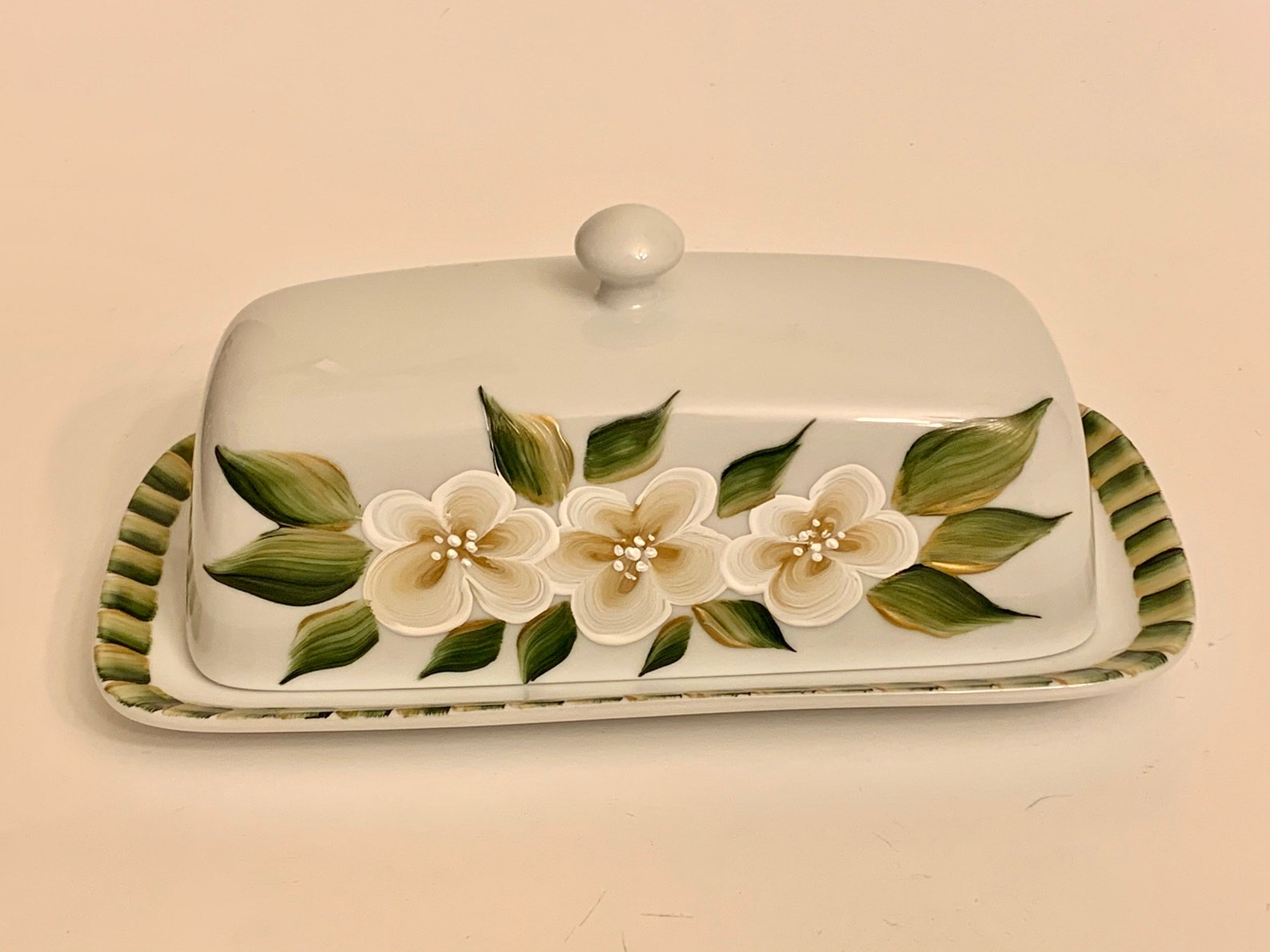 Painted Butter dish ceramic butter keeper painted white gold | Etsy