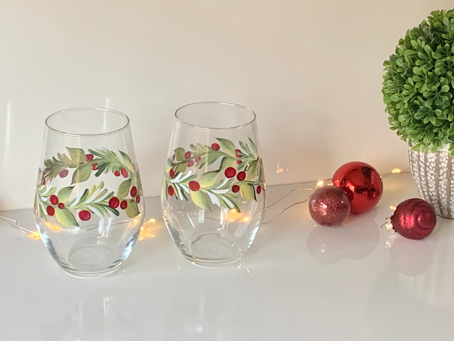 Christmas Wine Glass Painted Berry Stemless 30th Birthday - Etsy