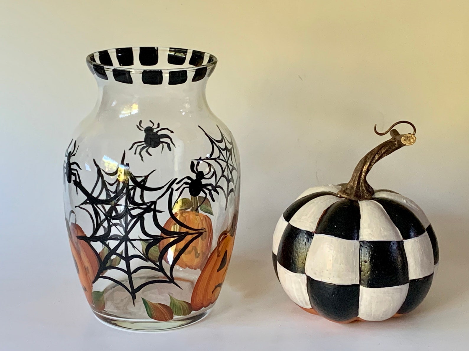 Painted Halloween Vase Spiders Autumn Table Decor Halloween - Etsy