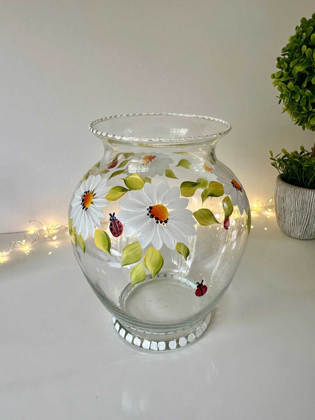 Painted Vase White Daisy Cute Ladybugs, Glass Flower Vase, Housewarming ...