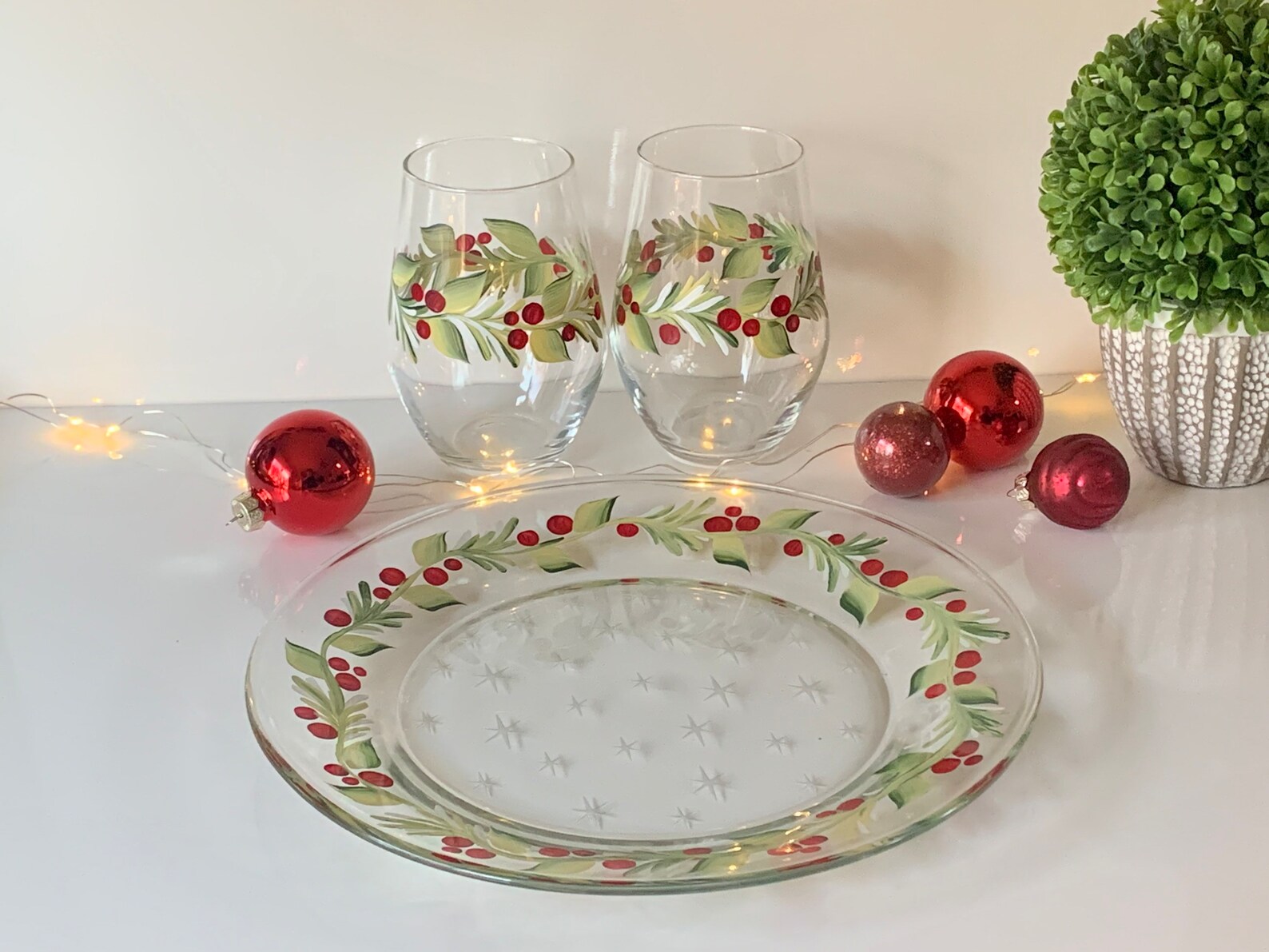 Christmas Wine Glass Painted Berry Stemless 30th Birthday - Etsy