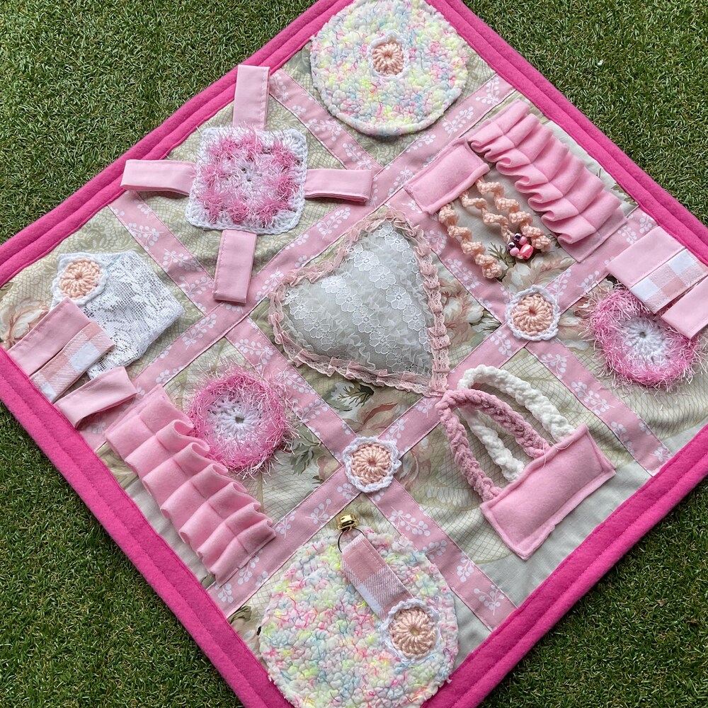 FidgetQuiltsWithLove - Etsy