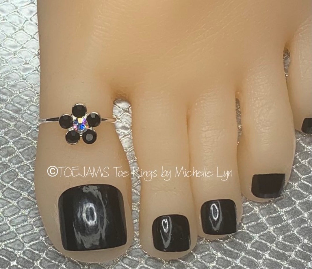 BTE Flower Power Black Crystal Super Sparkly Big Toe Ring, Elastic ...