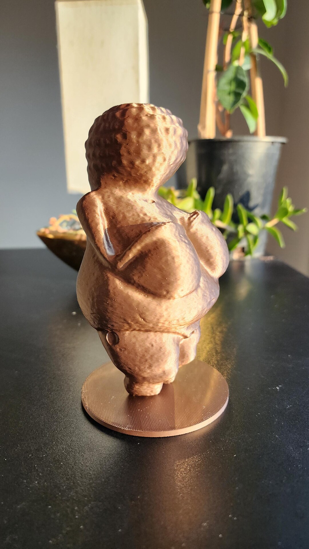 Venus of Willendorf Prehistoric Fertility Figurine Paleolithic ...